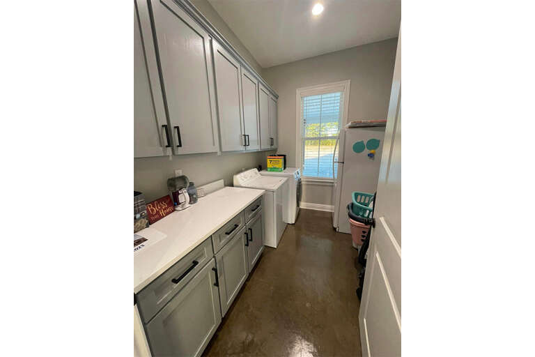 Modern Farmhouse Plan - 2,085 Square Feet, 3 Bedrooms, 2.5 Bathrooms ...