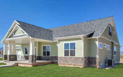 Craftsman Plan - 5,073 Square Feet, 5 Bedrooms, 3.5 Bathrooms | Floor ...