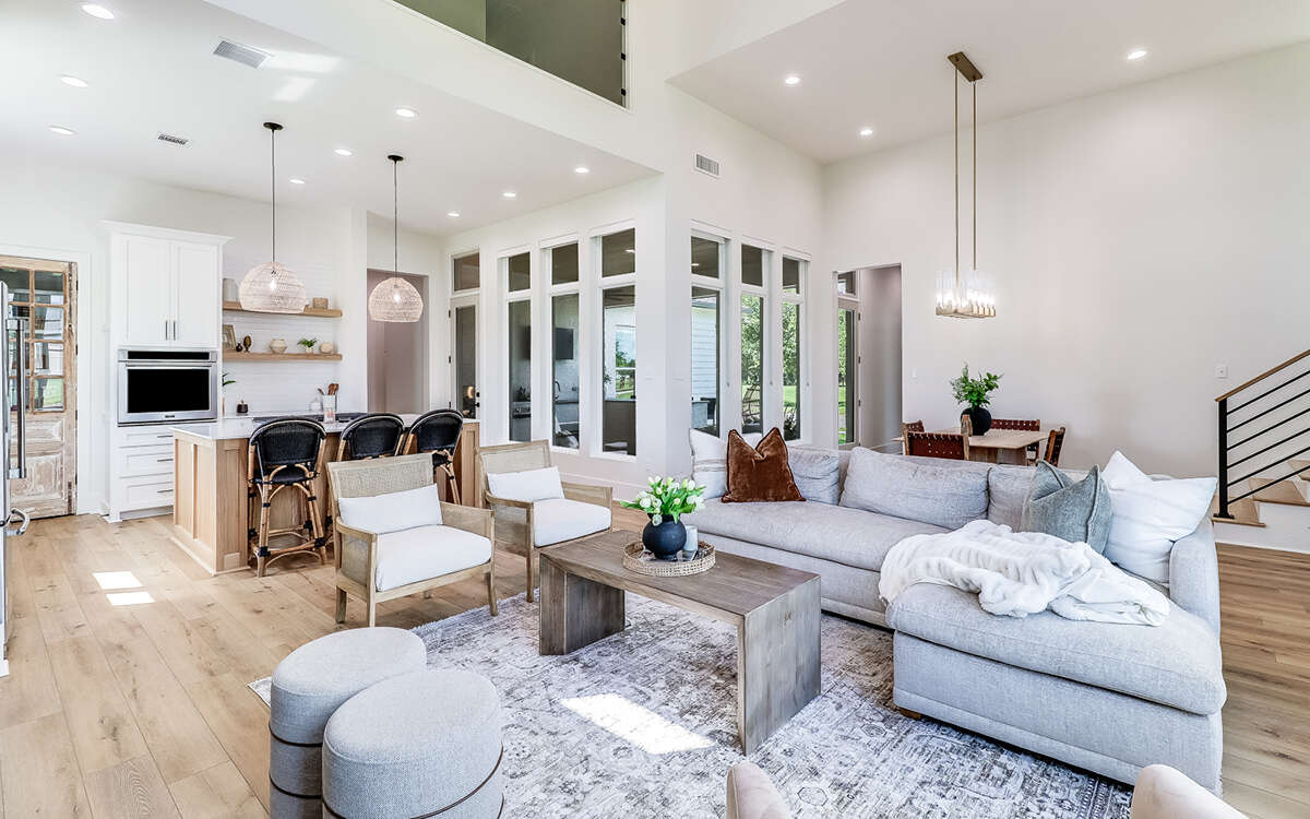 Modern Transitional Plan: 2,769 Square Feet, 4 Bedrooms, 3 Bathrooms ...