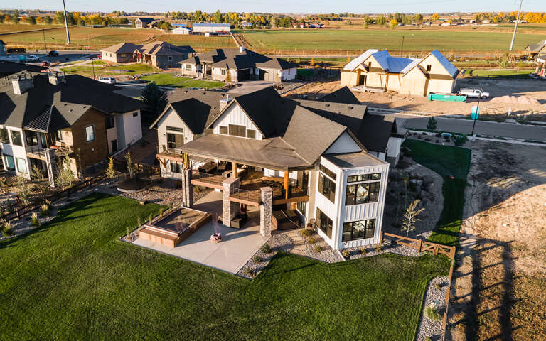 Craftsman Plan - 4,848 Square Feet, 4 Bedrooms, 4 Bathrooms | Floor ...