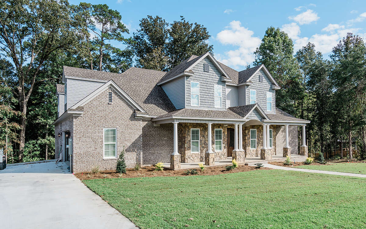 Craftsman Plan - 3,748 Square Feet, 5 Bedrooms, 3.5 Bathrooms | Floor ...