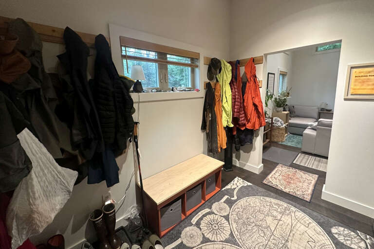 Modern Plan - 823 Square Feet, 1 Bedroom, 1 Bathroom | Floor Plan #940 ...