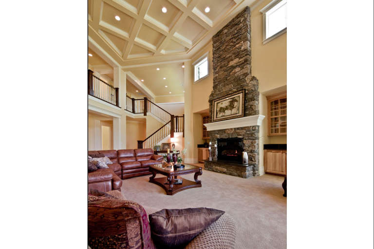 Northwest Plan - 7,400 Square Feet, 5 Bedrooms, 5.5 Bathrooms | Floor ...